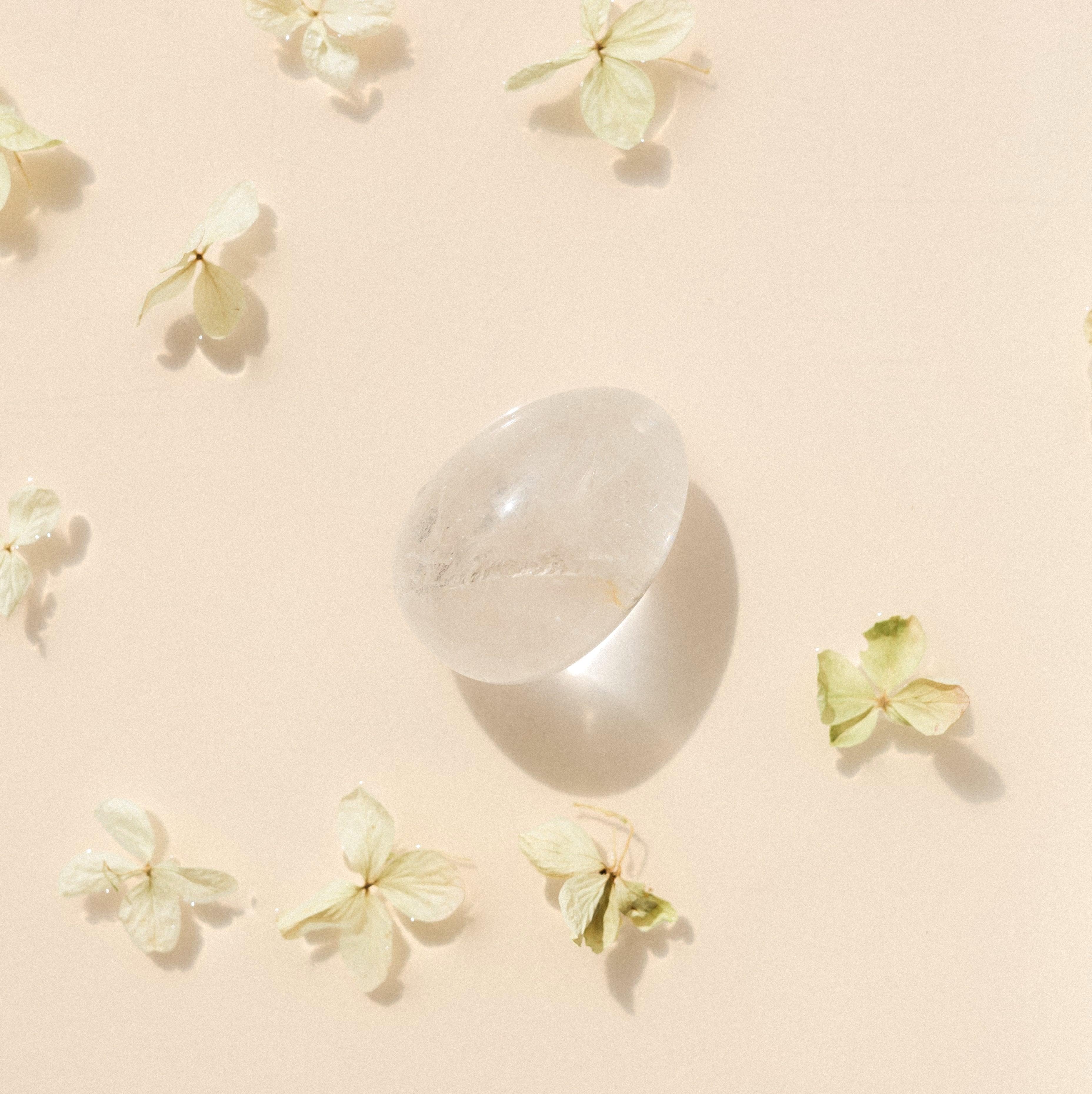 Clear Quartz Yoni Egg - WAANDS™ Crystal Sex Toy Boutique